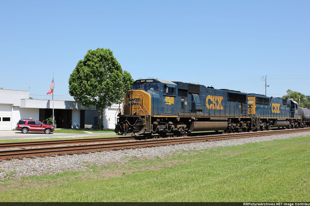 CSX 4528